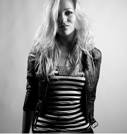 EXCLUSIVE INTERVIEW with beautiful Musician, Larissa